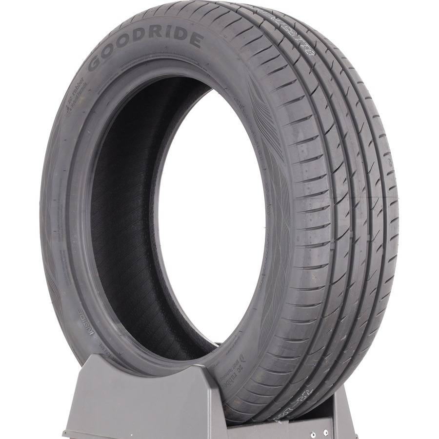 Test Goodride Solmax 1 - 215/55 R17 - Pneu - UFC-Que Choisir