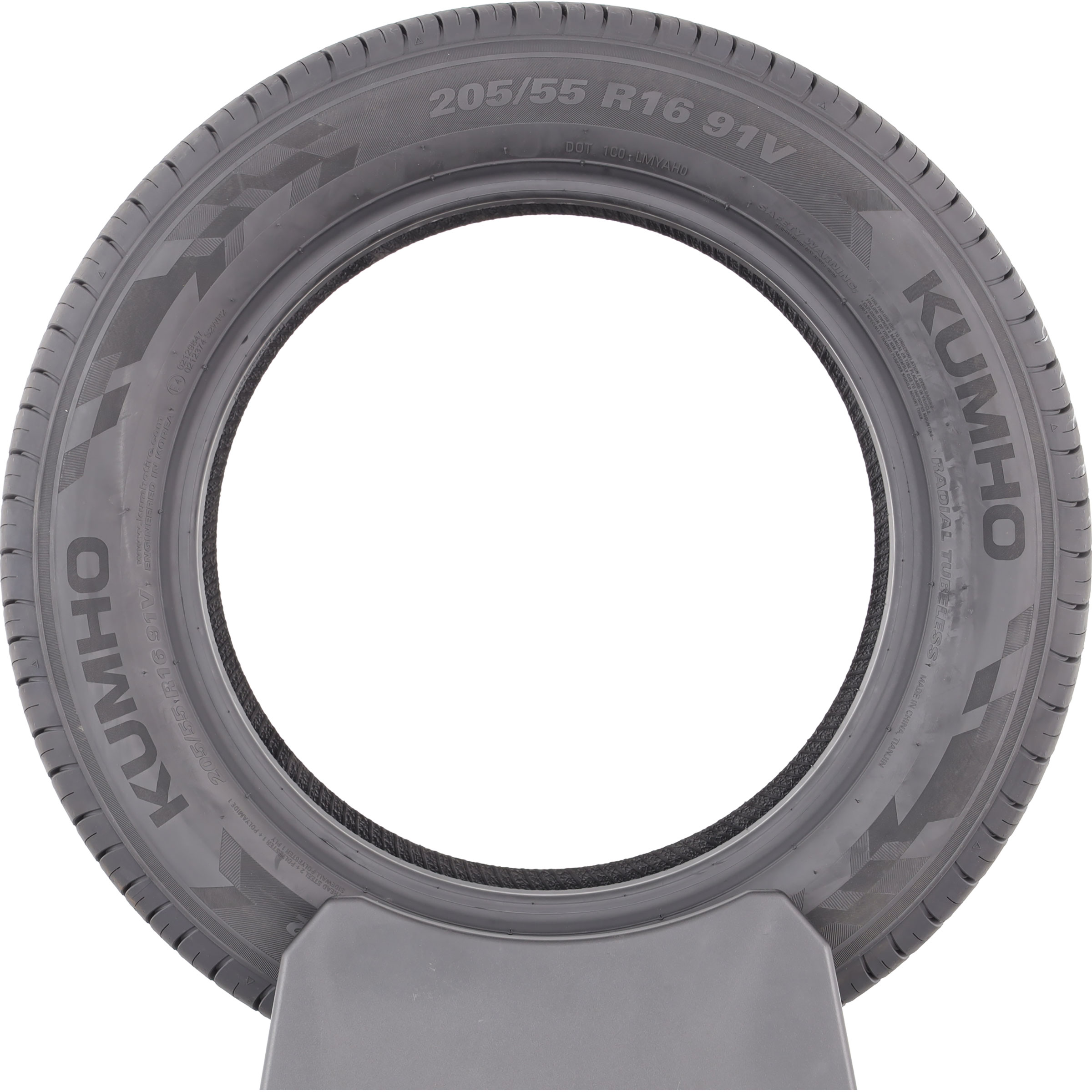 Test Kumho Ecsta HS52 - 205/55 R16 - Pneu - UFC-Que Choisir