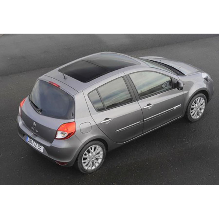 Test Renault Clio III Tce 100 eco2 - Essai voiture citadine - UFC-Que ...